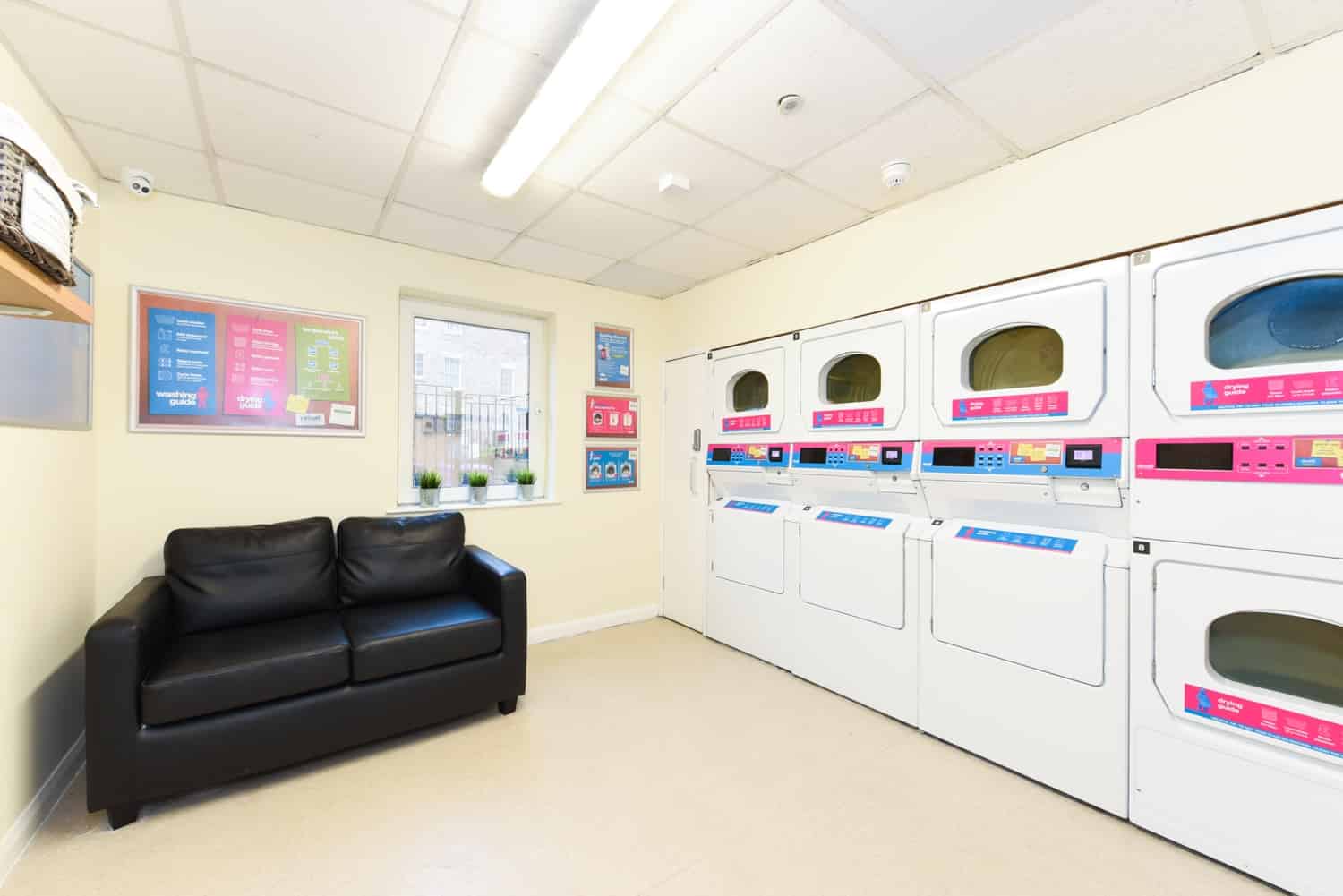 Book Apollo Court Liverpool Student Accommodation | Amber