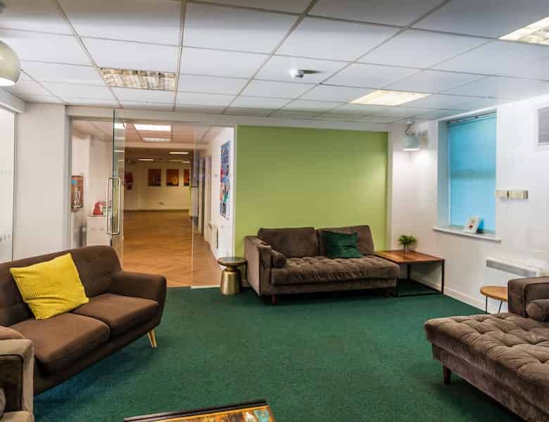Book Myrtle Court Student Accommodation In Liverpool | Amber