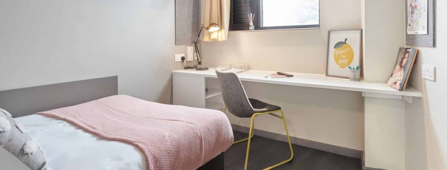 Book Student Housing Near Coventry University London | Amber