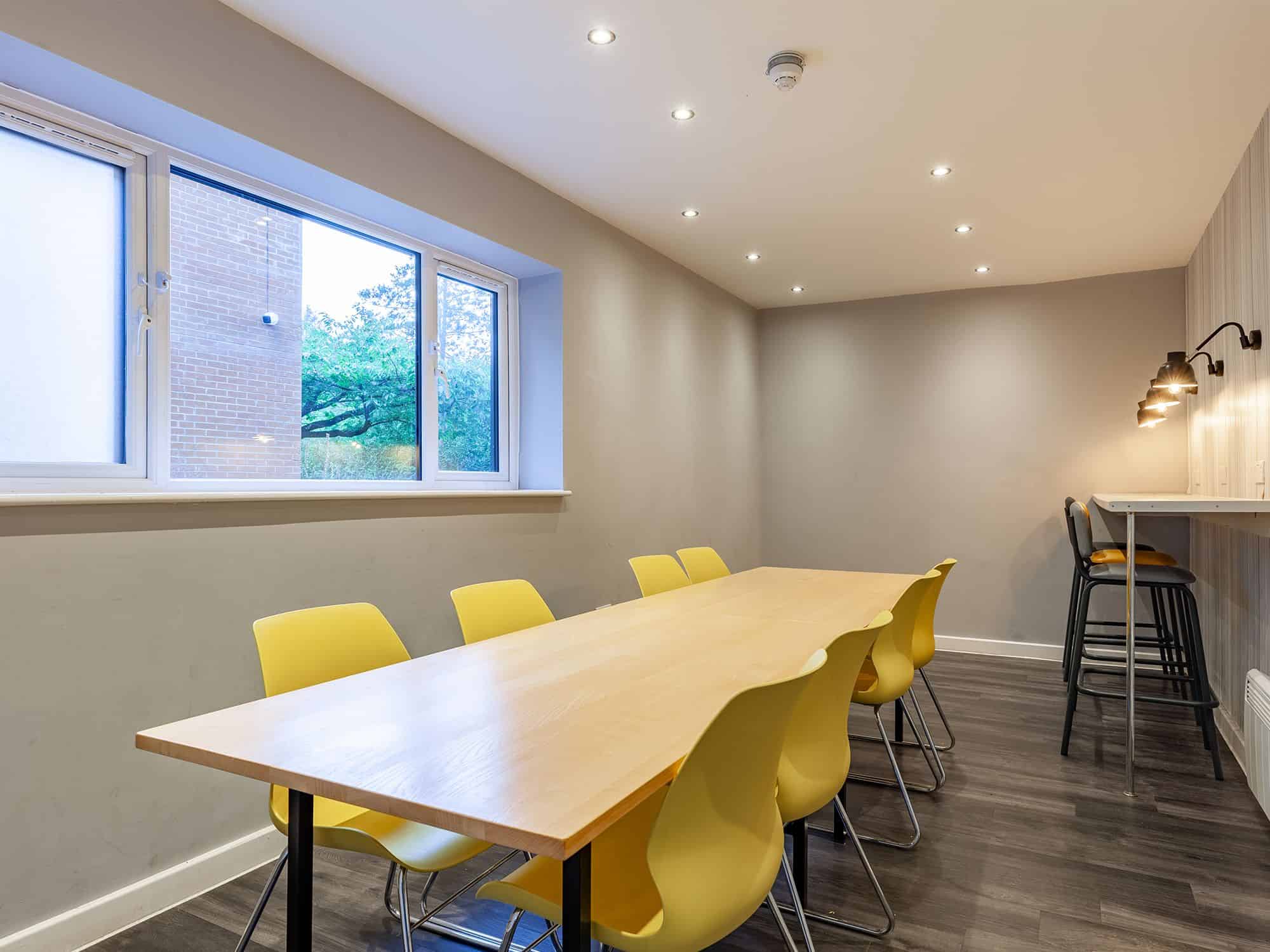 Book Allen Court Manchester Student Accommodation | Amber