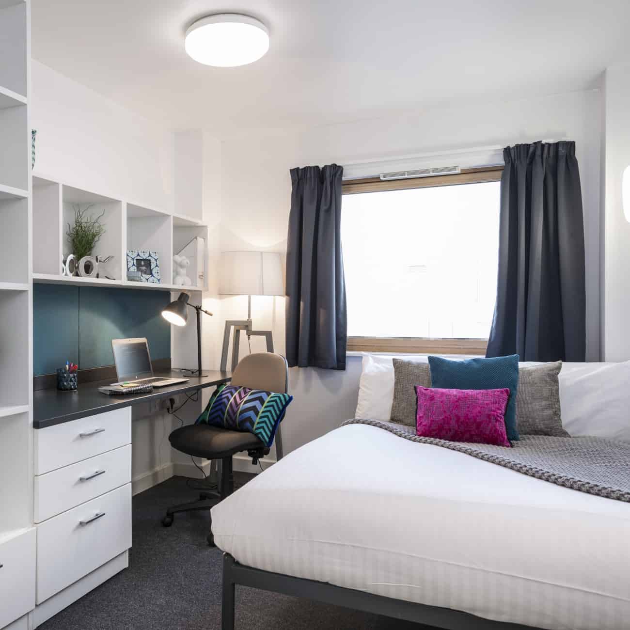 Book Student Accommodation in Luton, London | Amber