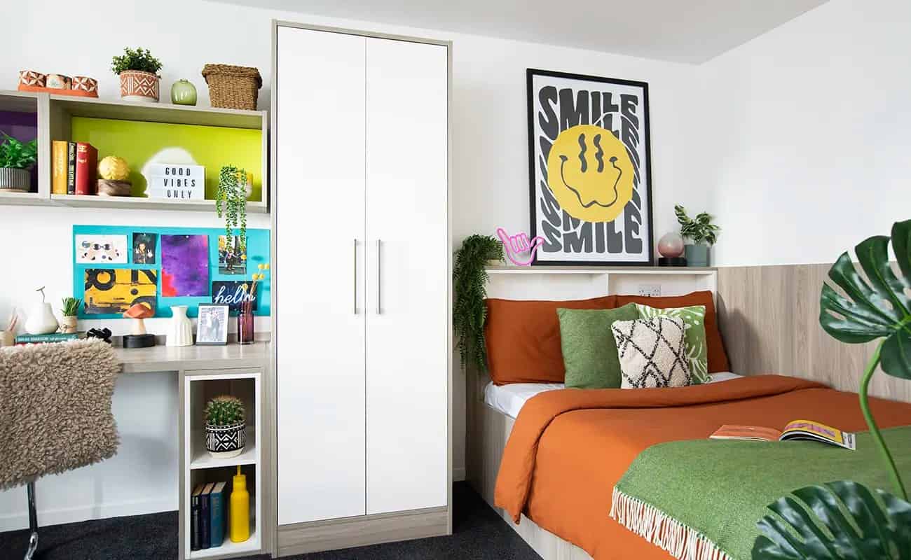 Book Ty Pont Haearn Student Accommodation In Cardiff | Amber