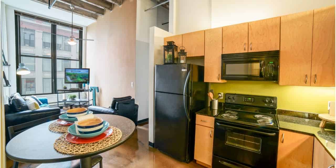 Book Chicago Student Housing | Amber
