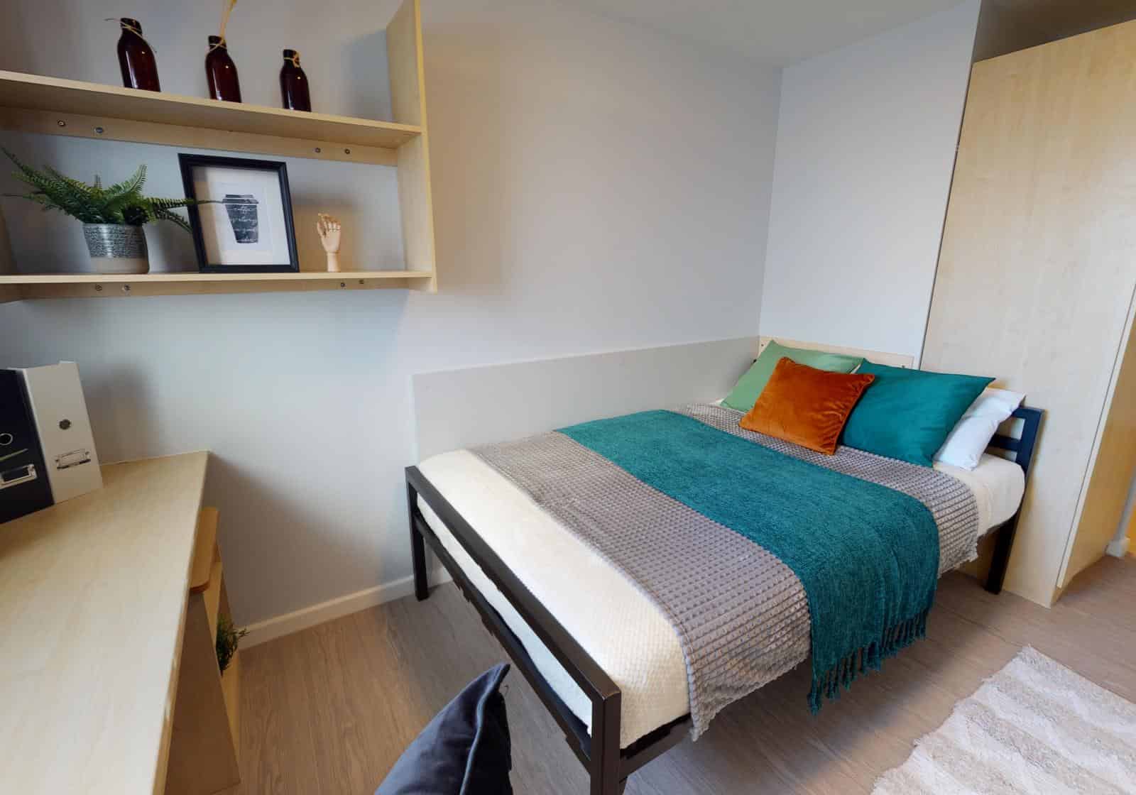 iQ Opal Court Student Accommodation in Leicester | Amber
