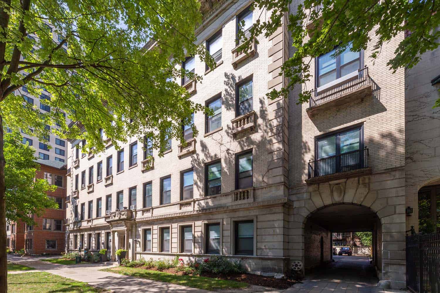 Discover University of Chicago Student Housing | Chicago