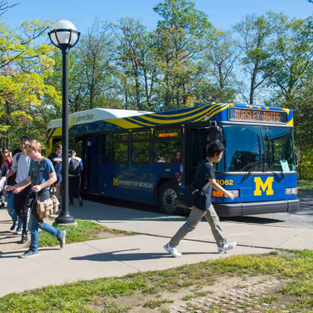Book The Courtyards Student Housing In Ann Arbor | Amber