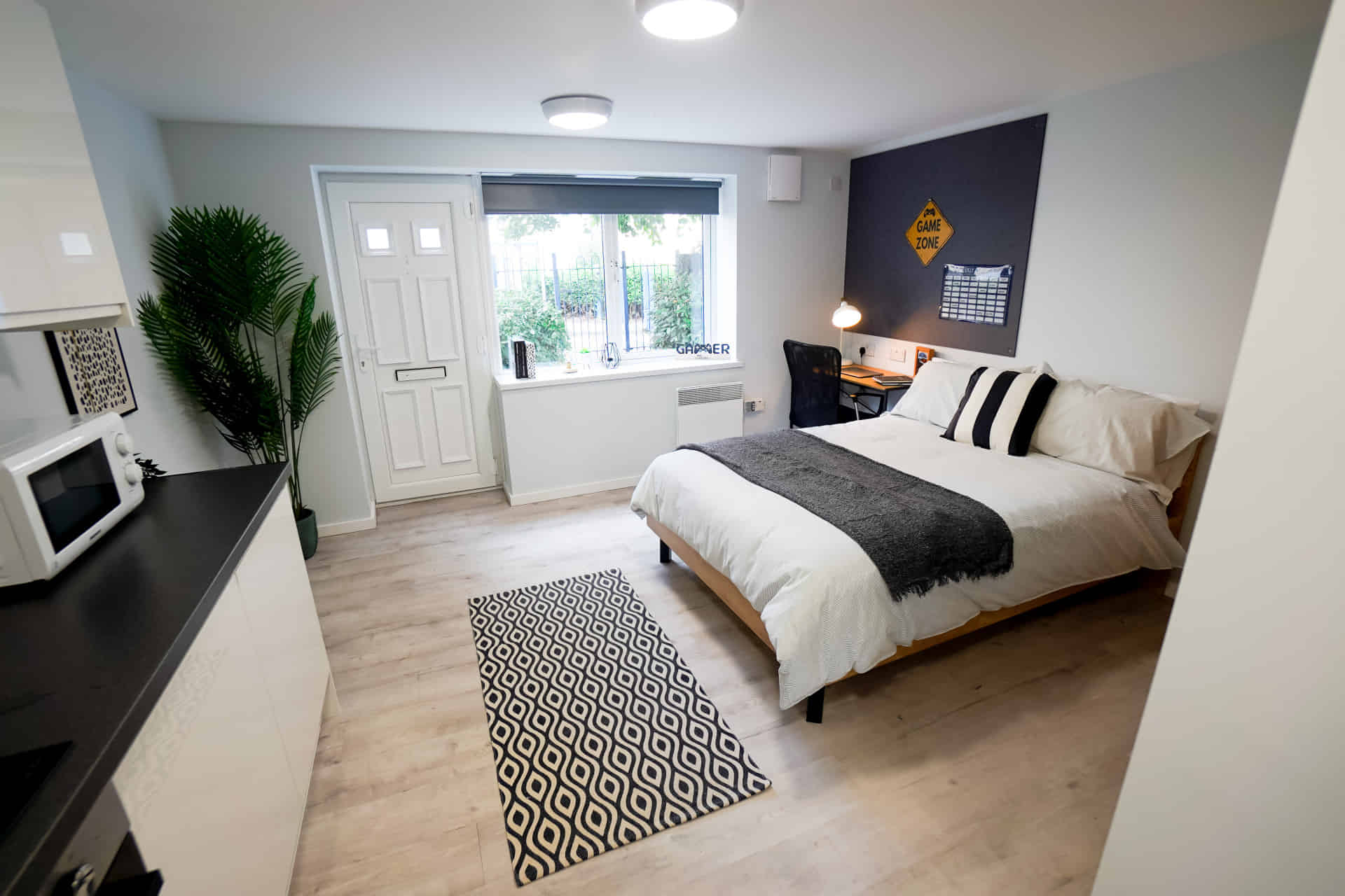 Book Madison Gardens Nottingham Student Accommodation | Amber