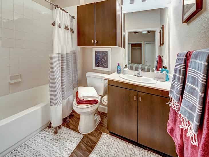 Book Crest at Pearl | Austin Student Housing | Amber