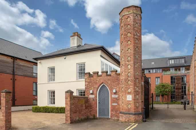 Book Attenborough House Student Accommodation In Nottingham | Amber