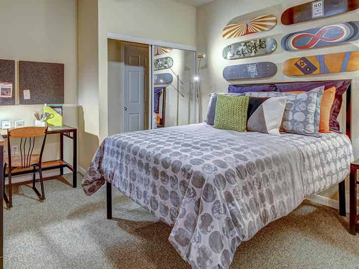 Callaway Villas | College station Student Housing | Amber