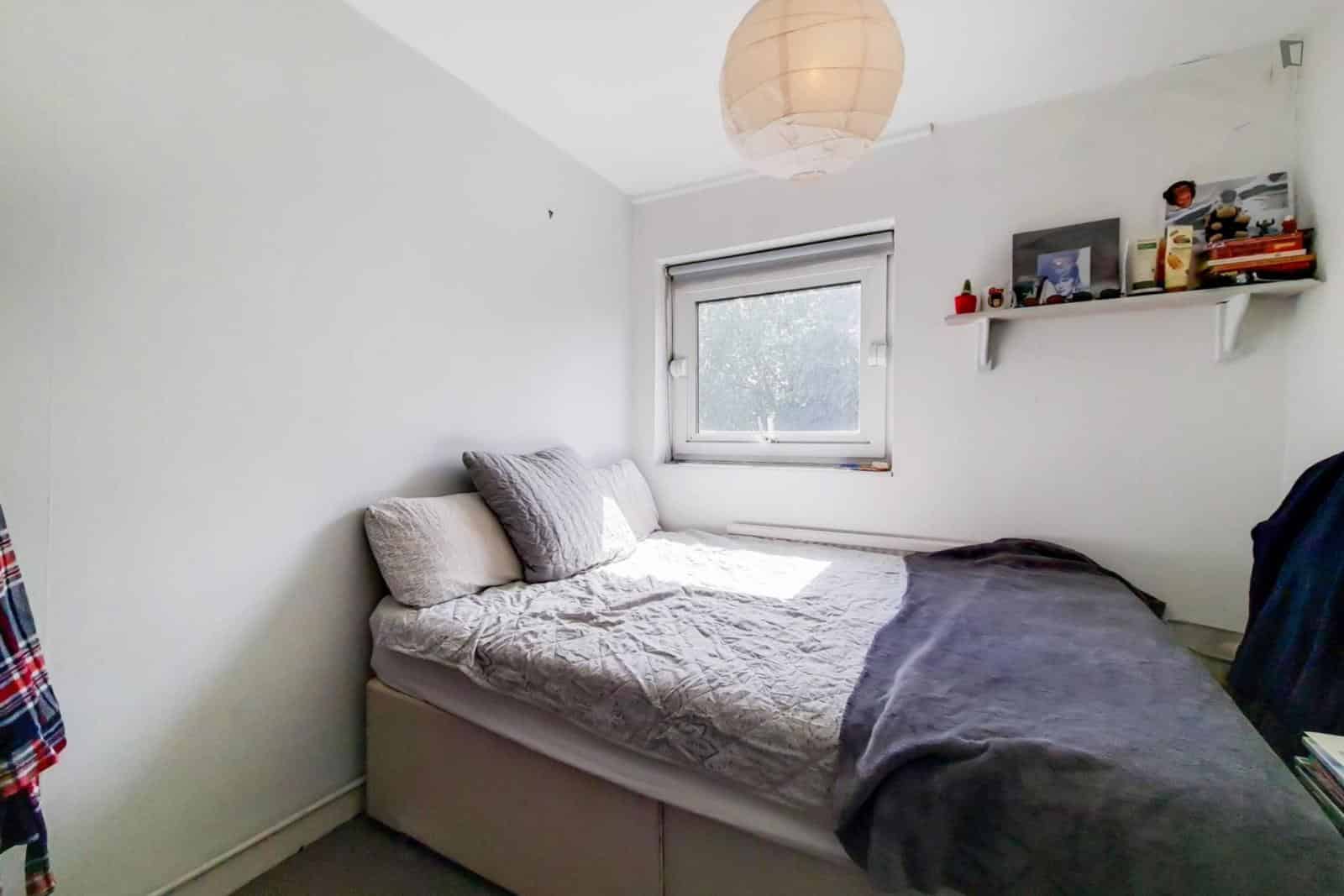 Room in a 4 Bedroom Apartment, Tower Bridge Rd, London SE1 2UP