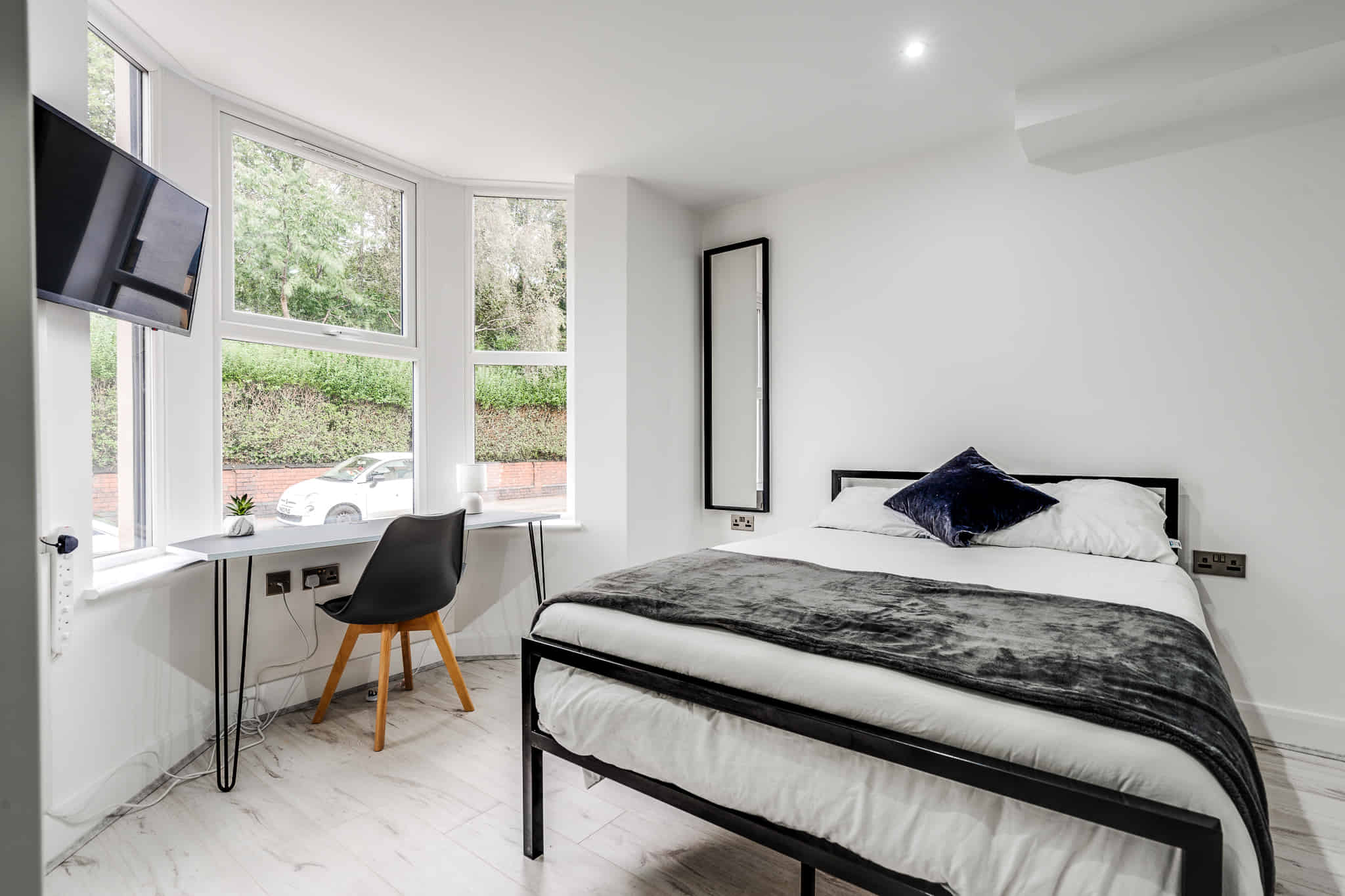 Garmoyle Road L15, Liverpool | Amber