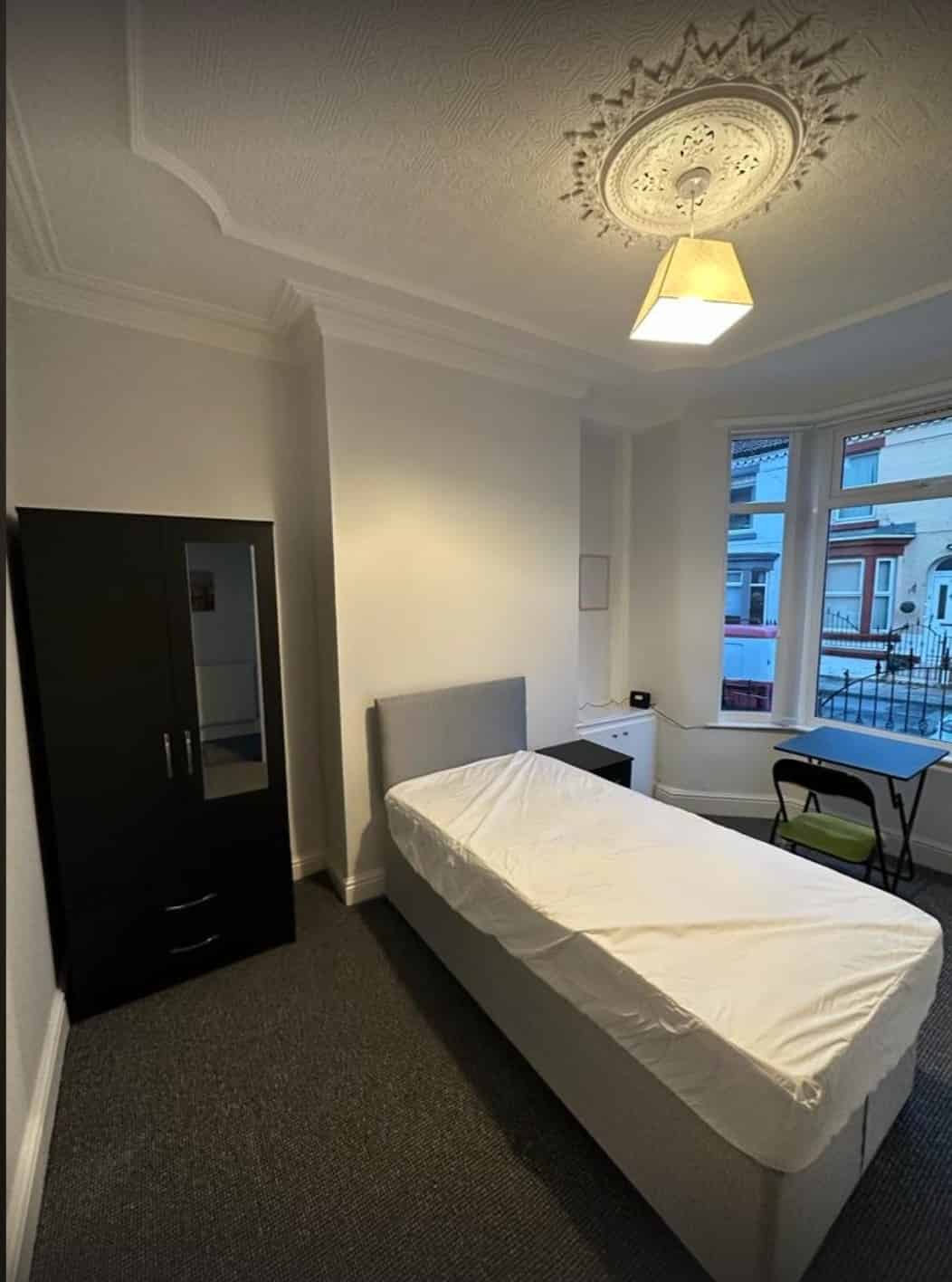 Stamford Street L7, Liverpool | Amber