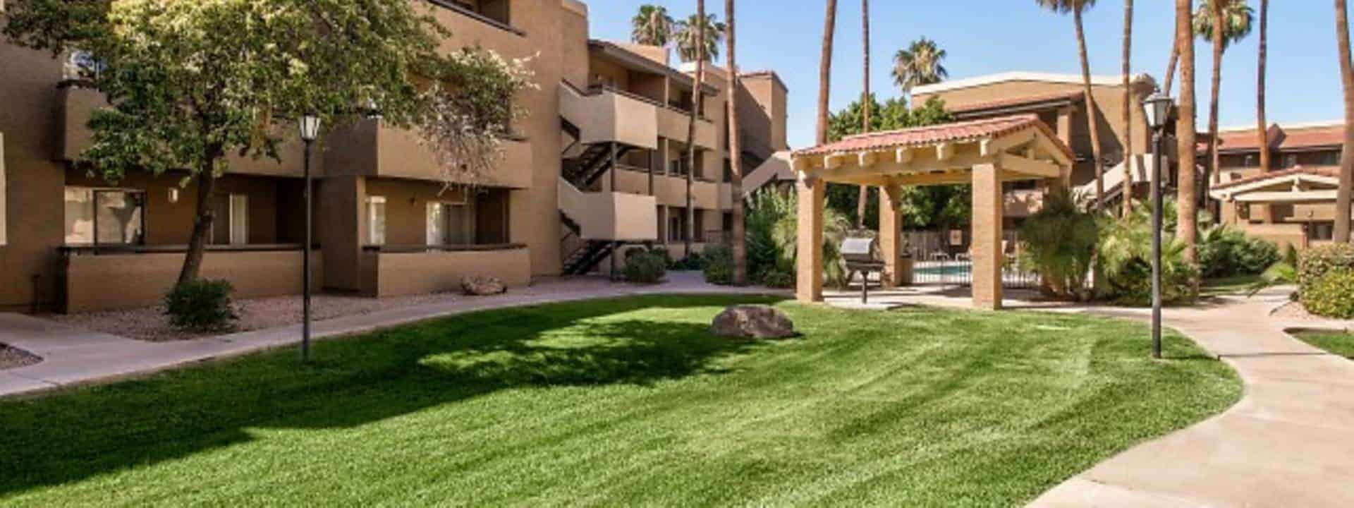 Book Yugo Tempe Terrace, Tempe Student Housing | Amber