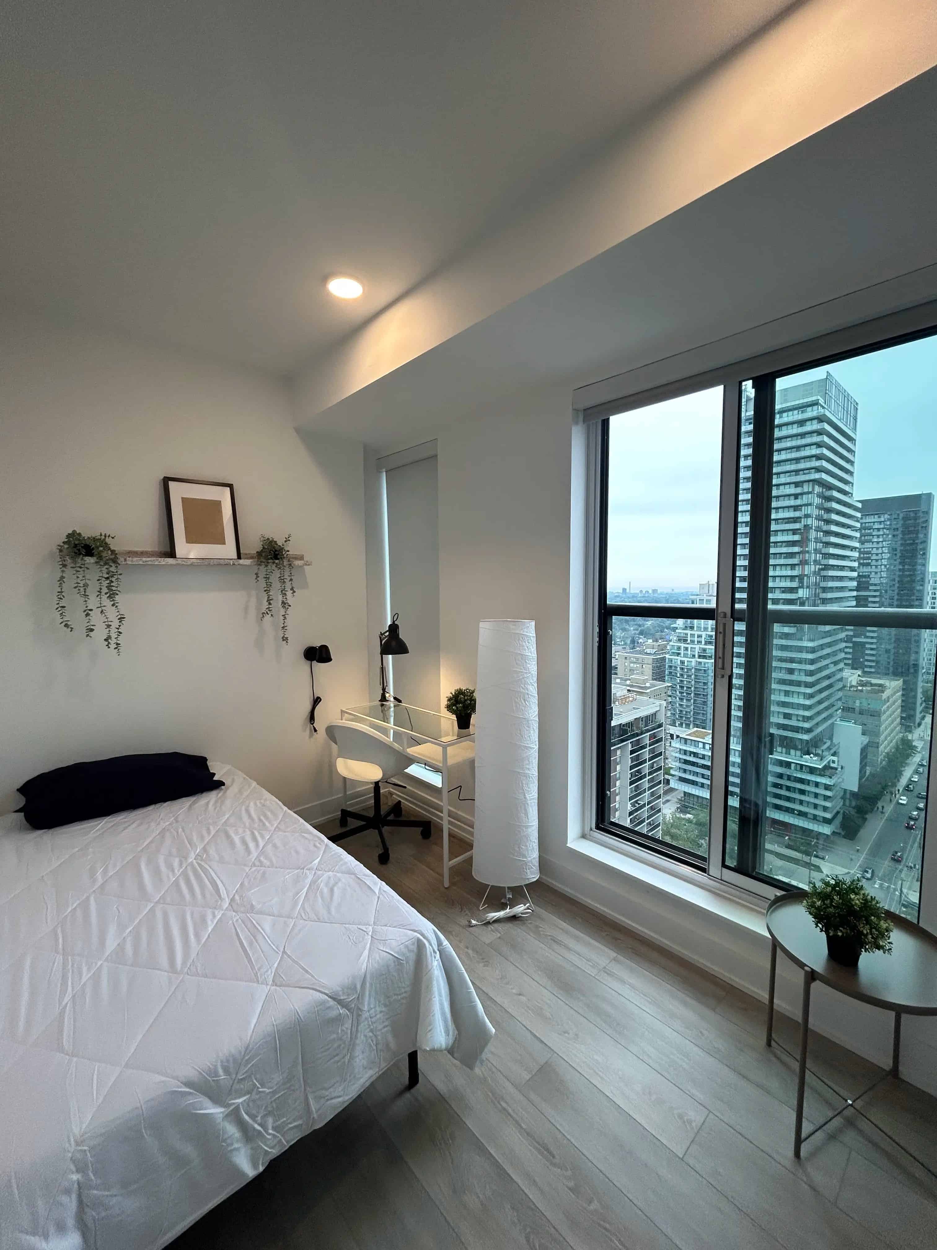 Book 200 Redpath Ave, Toronto Student Housing | Amber