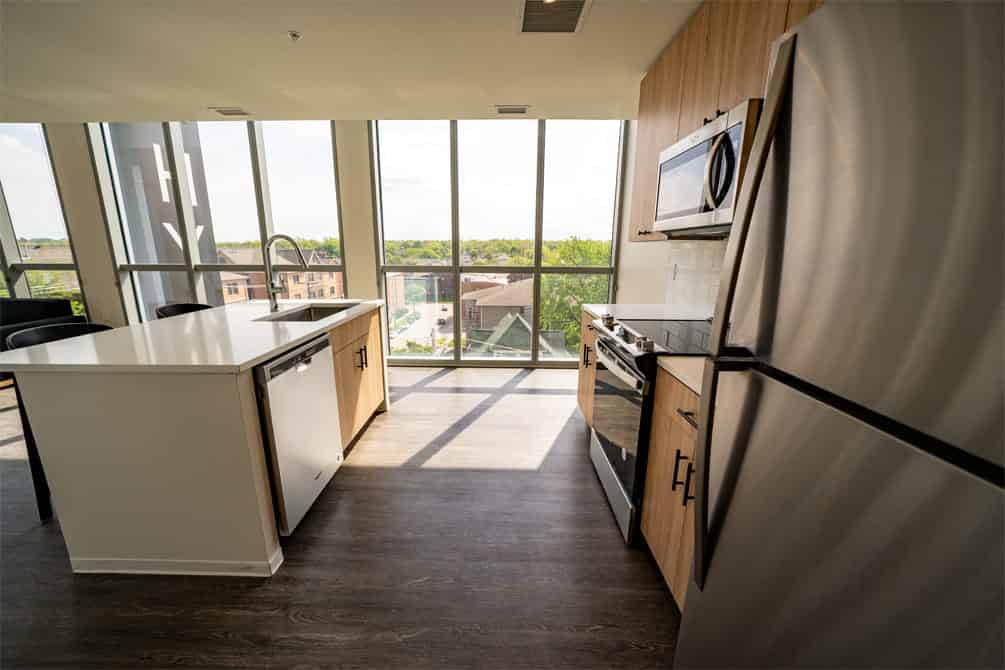 Book The Flats At Rise Student Housing In Iowa City | Amber