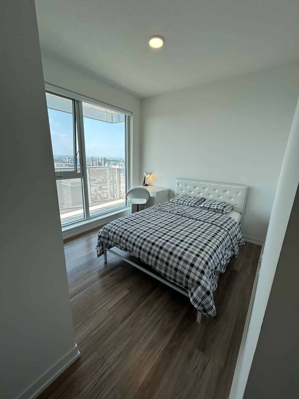 Book Student Housing Near Humber College in Toronto | Amber