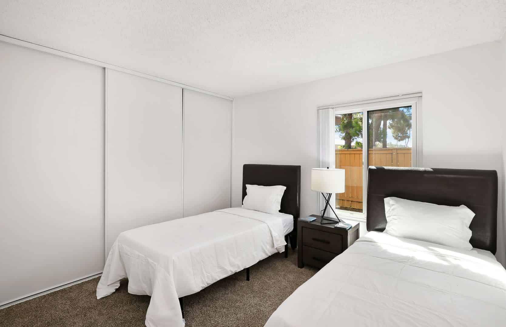 Book 393 Topeka Irvine Student Housing | Amber